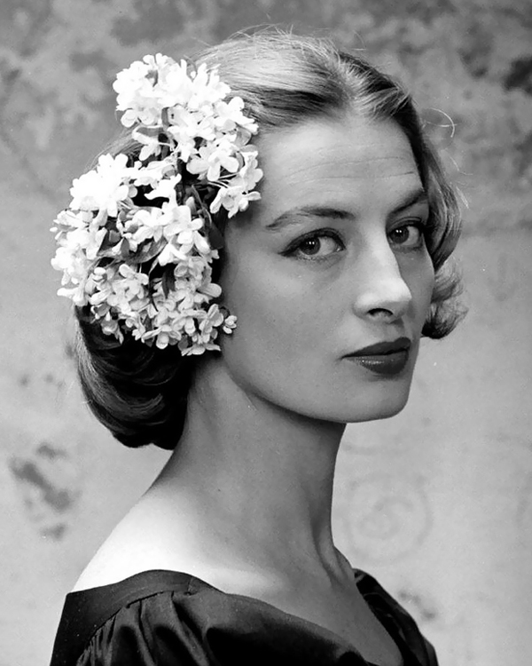 - Capucine - Golden Globes