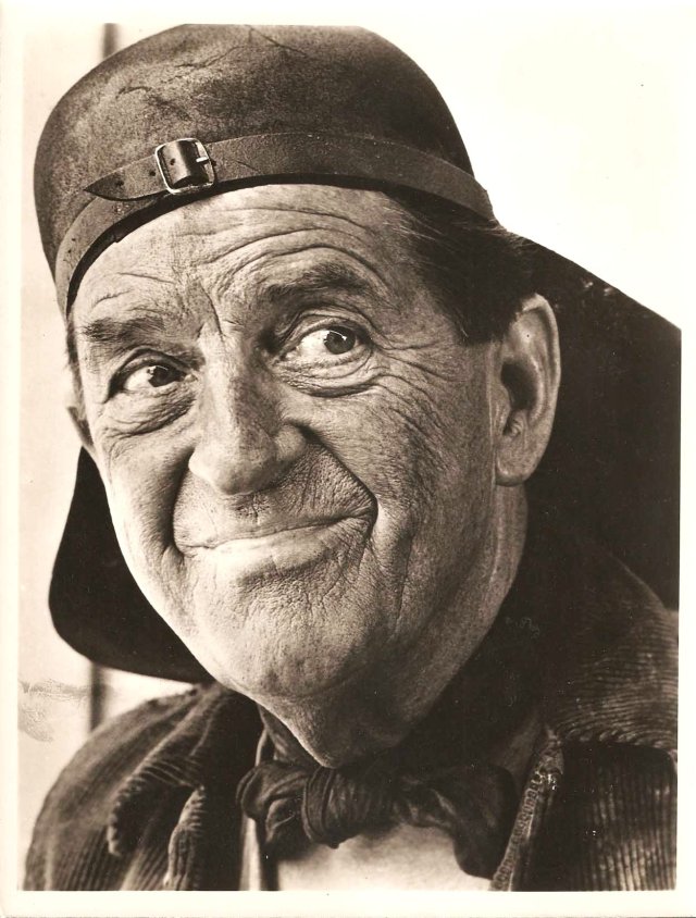 Stanley Holloway - Golden Globes