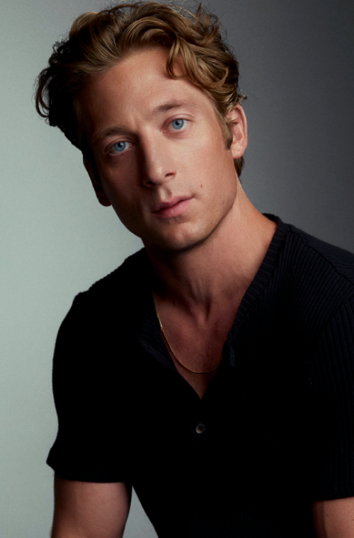 Jeremy Allen White - Golden Globes